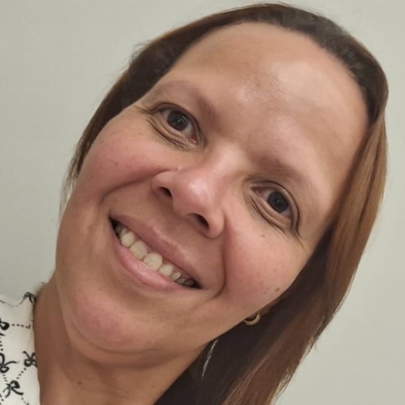 Terapia online com psicologa Marluce Alves | Psitto